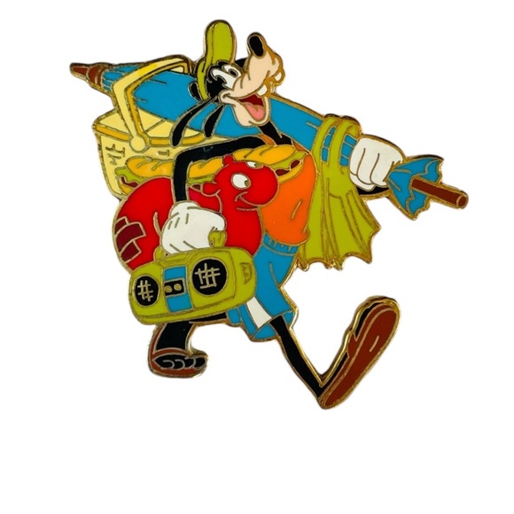 Disney | Accessories | Goofy Going For A Day At The Beach Ready To Go ...
